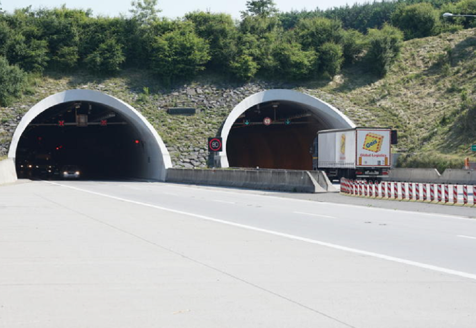 tuneluri - Stiri din judetul Hunedoara